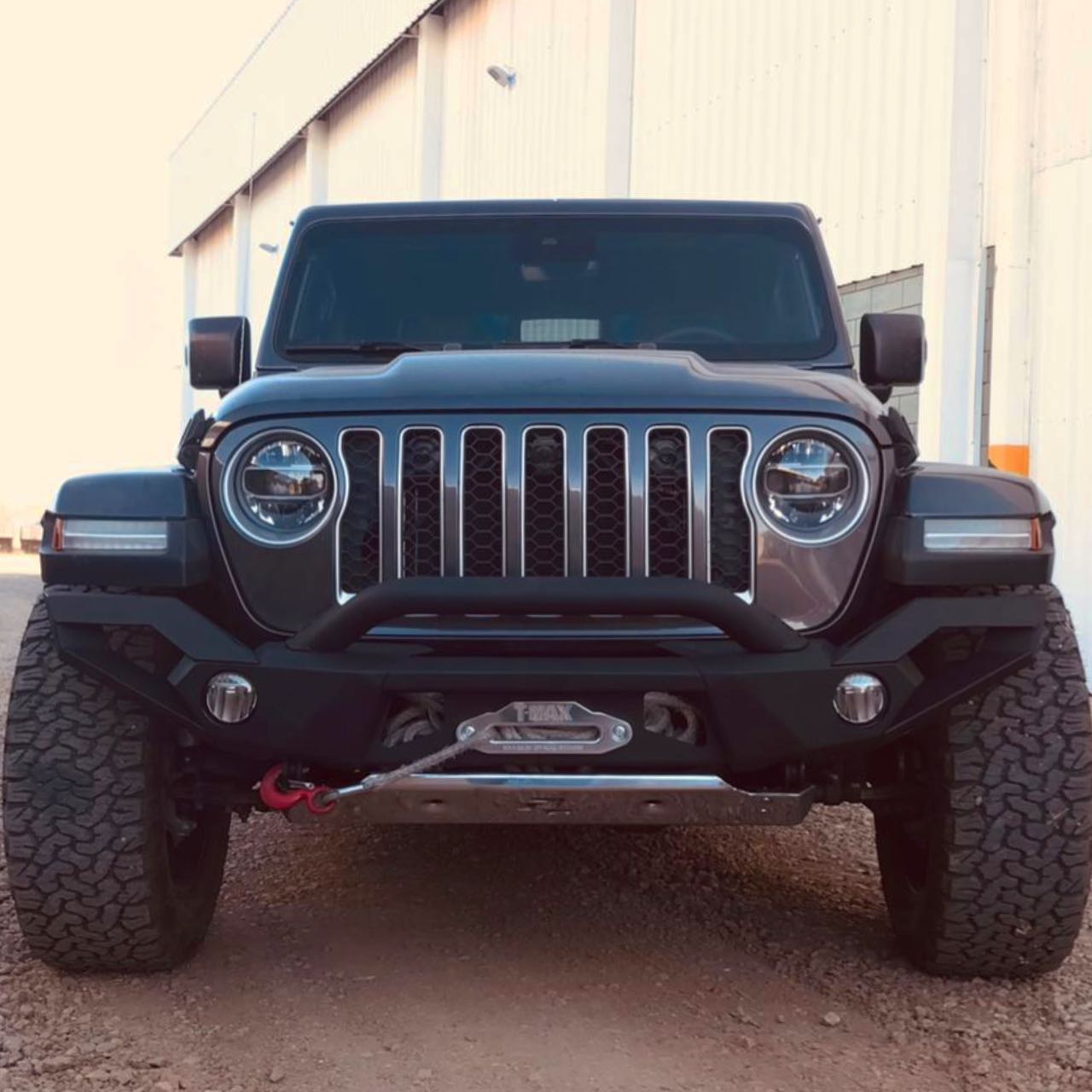 JEEP WRANGLER GLADIATOR FRONT BUMPER – RHINO 4X4 UNITED STATES